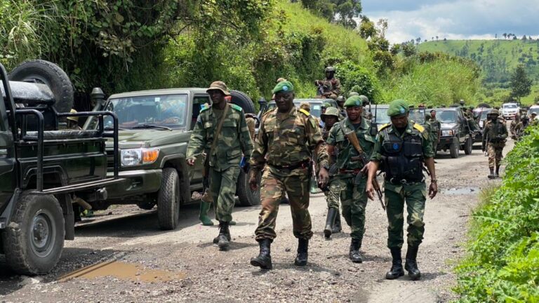 Ituri : 5 miliciens capturés et 4 armes récupérées par les FARDC - Actu30